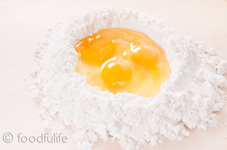 Fresh Egg Pasta with Flour 00 (Step by Step) | Foodfulife